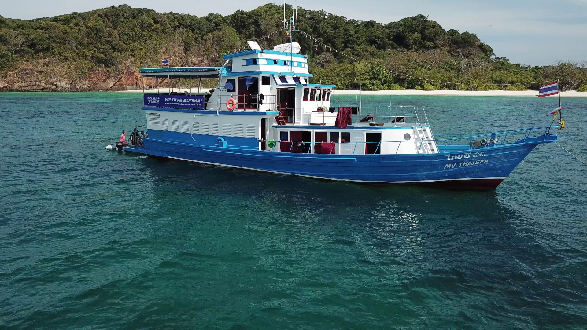 Discover our boat, the MV Thai Sea - Scuba Libre Adventures